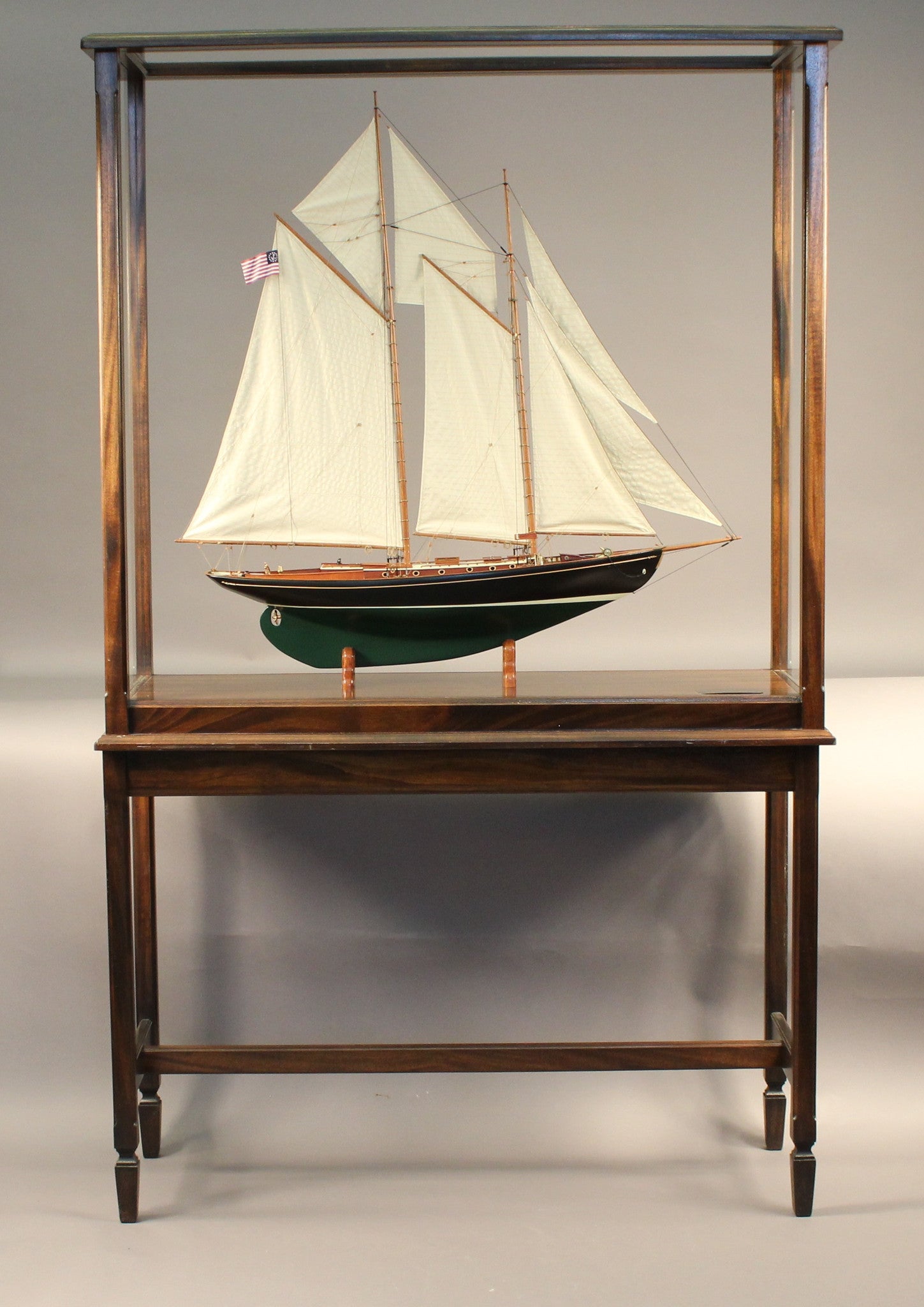 Malabar X | Naval Architect Alden Design | Display Case and Table ...