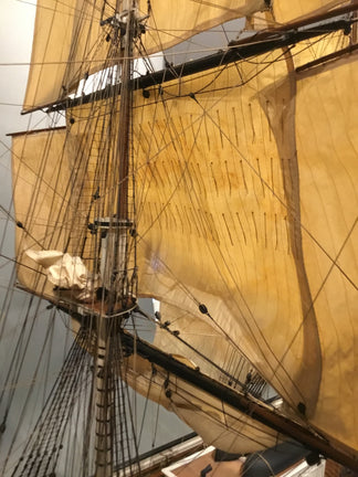 Spectacular Model of the Packet Ship Issac Webb – Lannan Gallery